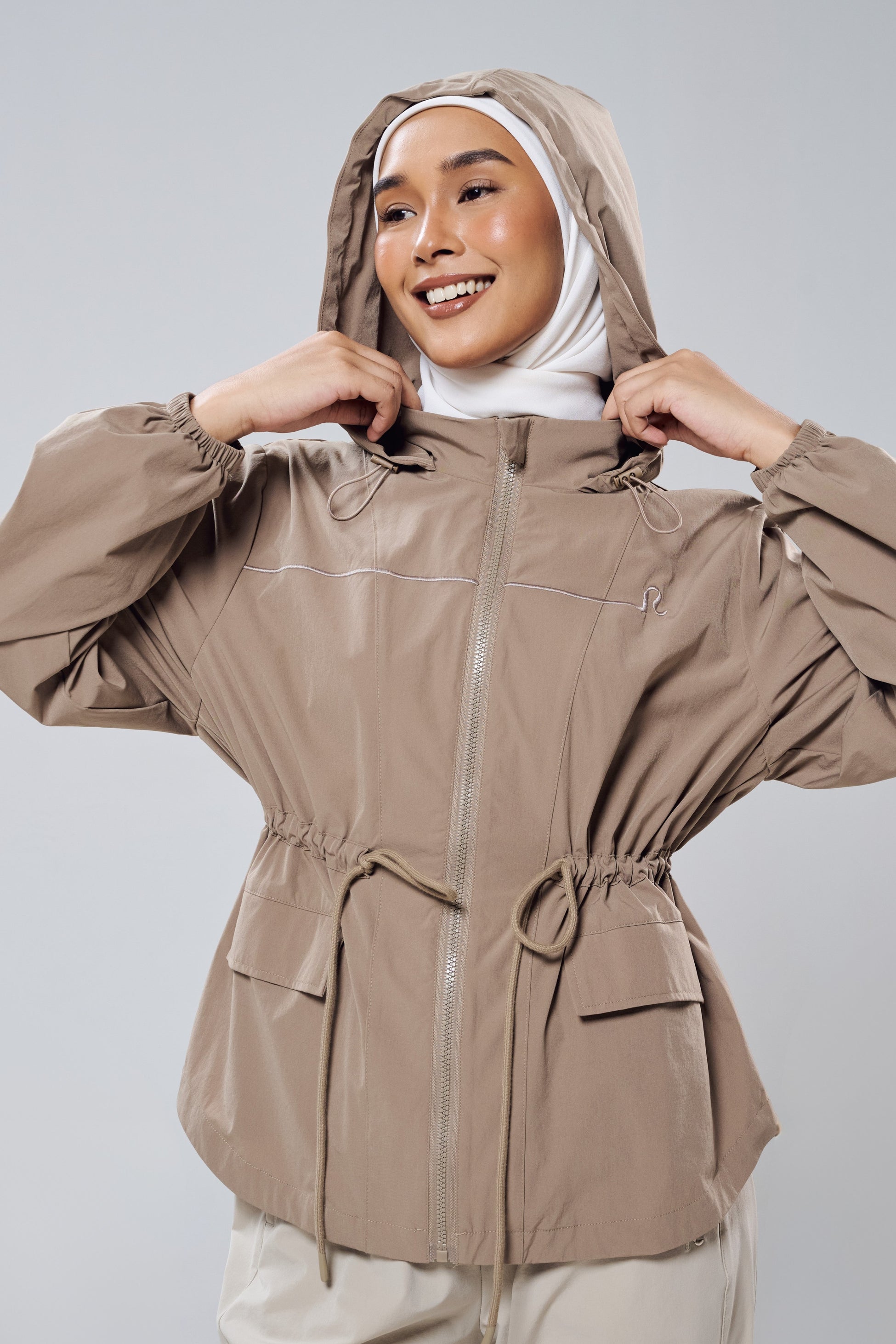 NEO Windbreaker – NADA