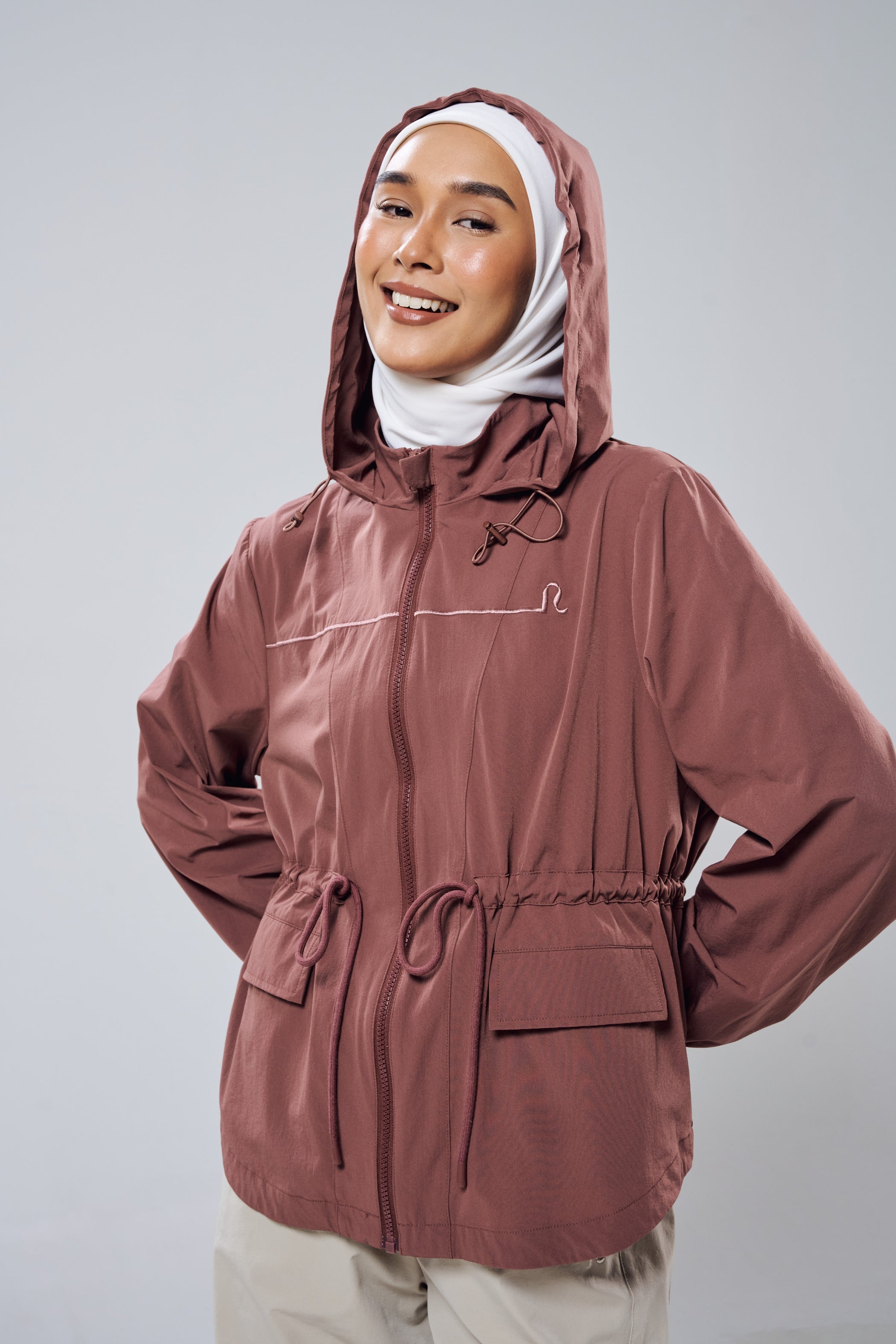 Neo Windbreaker Top in Rose Gold – NADA