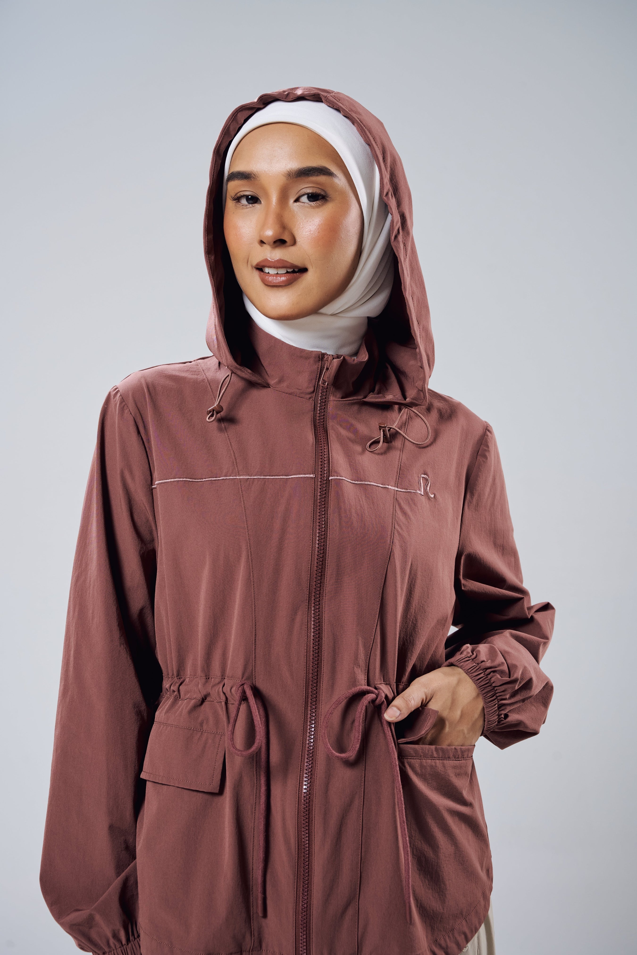 Neo Windbreaker Top in Rose Gold – NADA