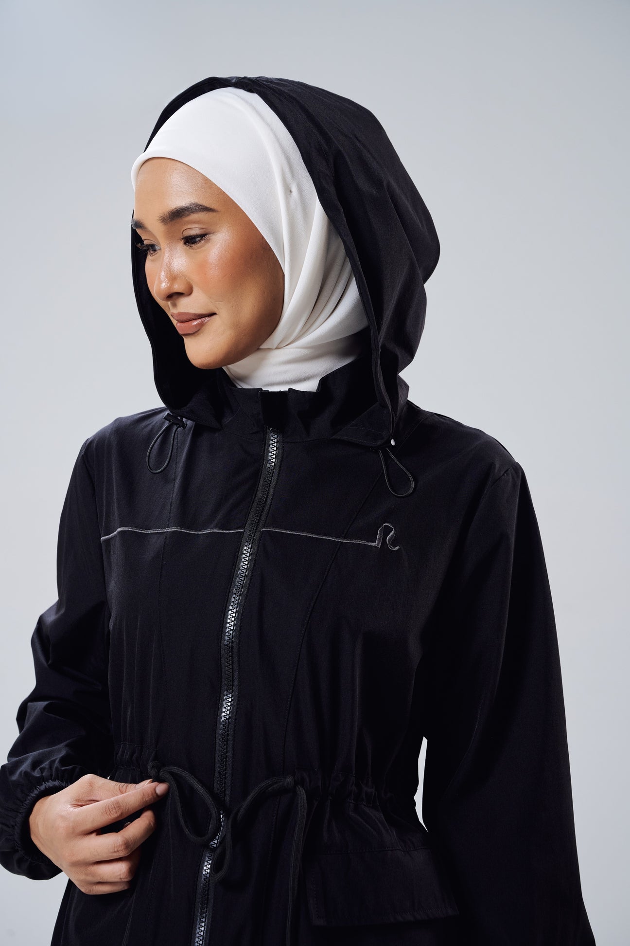 Neo Windbreaker Top in Black – NADA